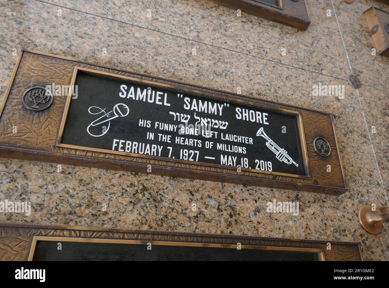 Los Angeles, California, USA 12th May 2023 Comedian Sammy Shore Grave ...