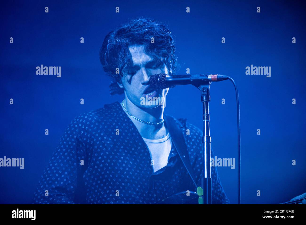 Elijah Hewson (Inhaler Stock Photo - Alamy