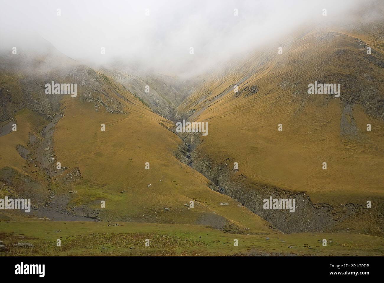 A dangerous road Stock Photo - Alamy