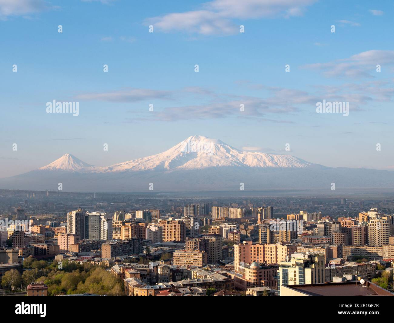 Yerevan skyline hi-res stock photography and images - Alamy