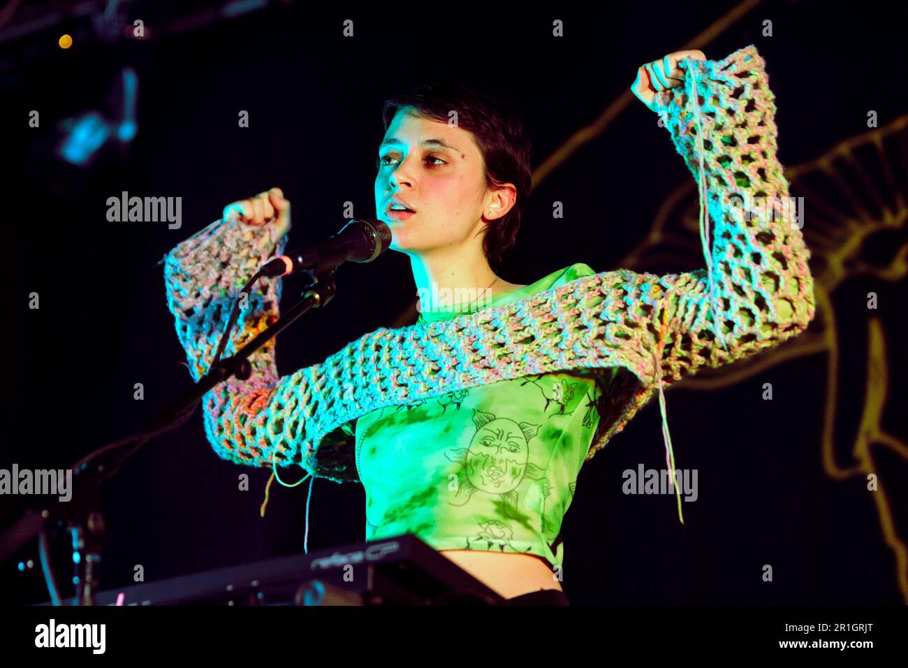 Pomme singer hi-res stock photography and images - Alamy