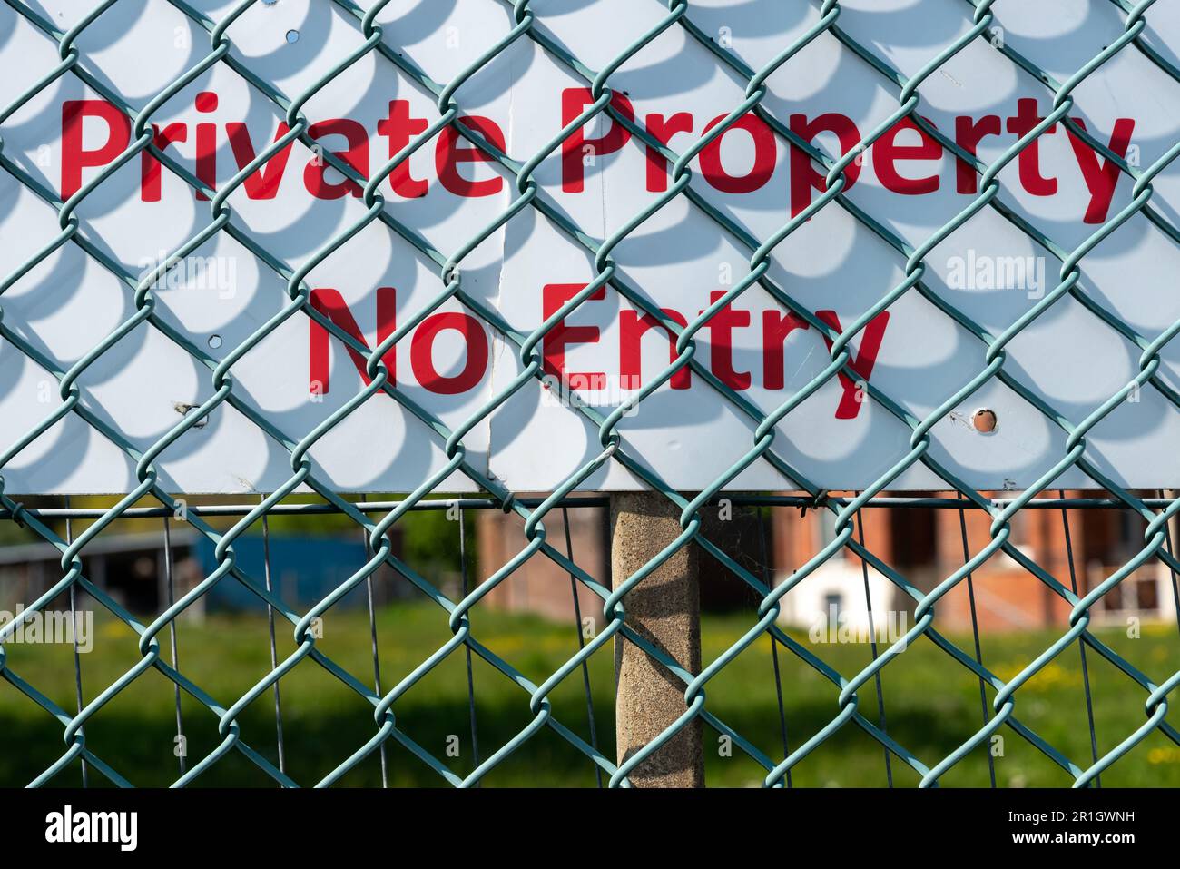 Property security sign hi-res stock photography and images - Alamy