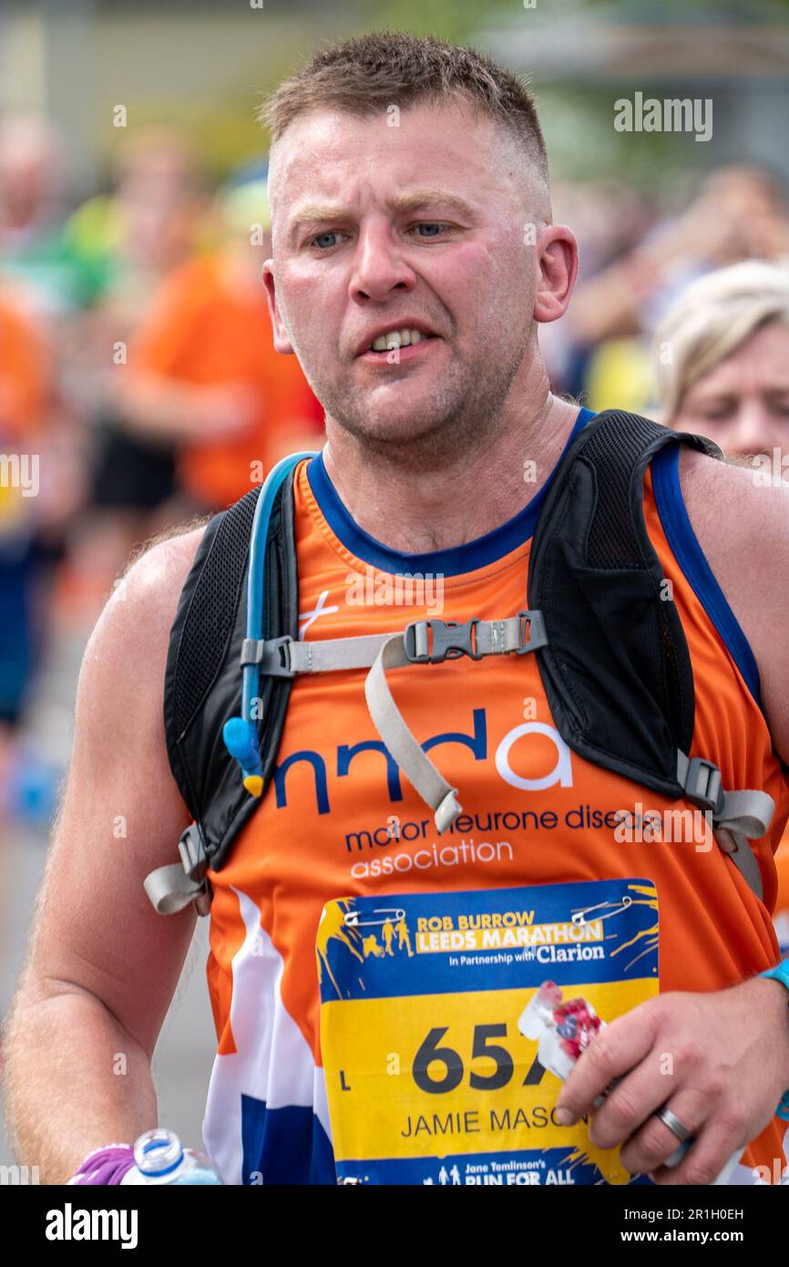 Rob burrow of leeds rhinos hi-res stock photography and images - Alamy