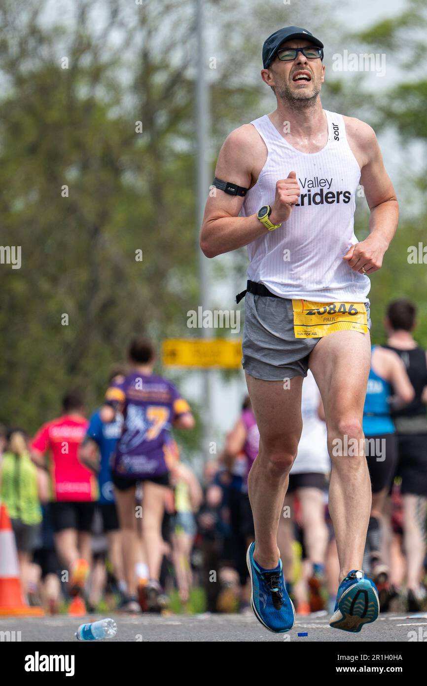 Leeds, UK. 14th May 2023. Runners competing in the Rob Burrow Leeds ...