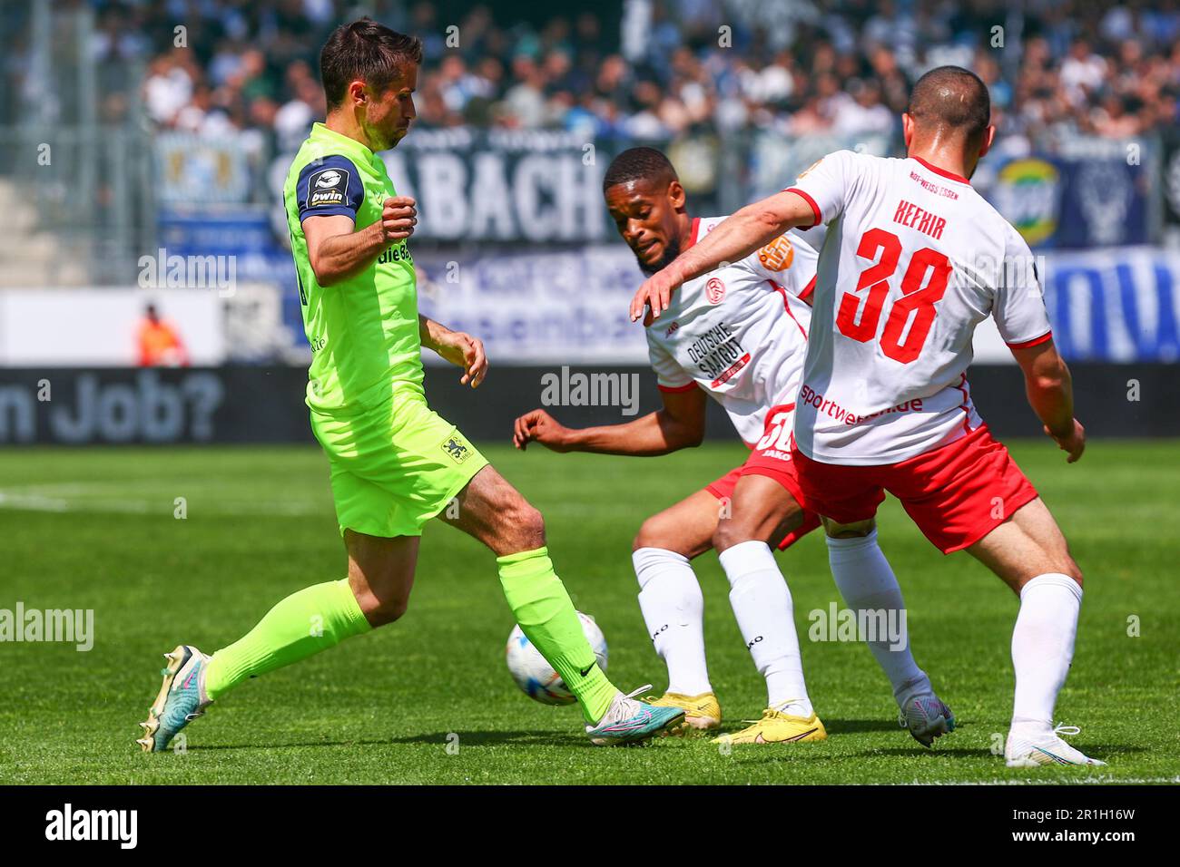 Stadion essen fans hi-res stock photography and images - Alamy