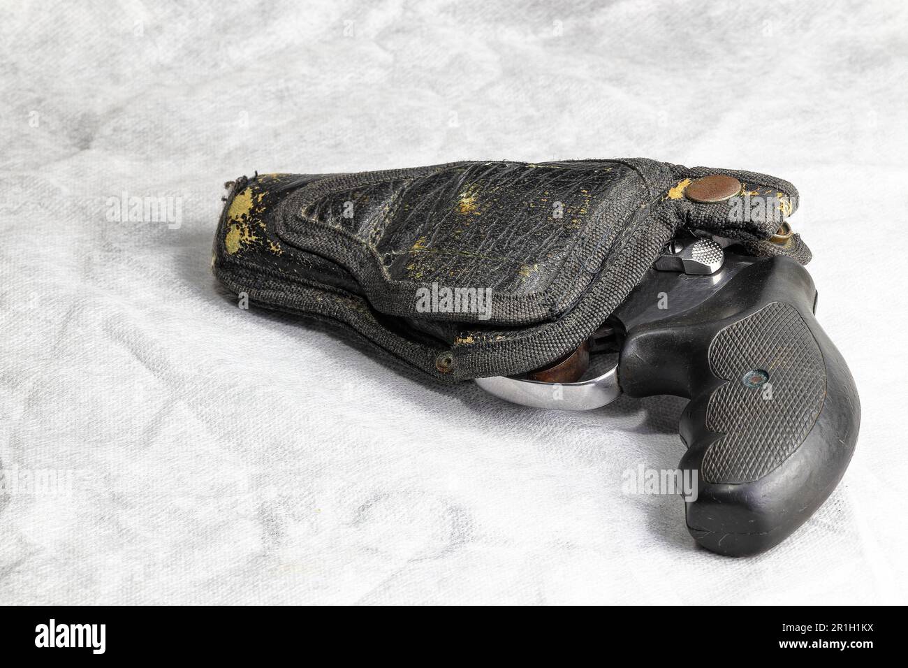 The compact revolver gun, j-frame m60 pistol left back end side view ...