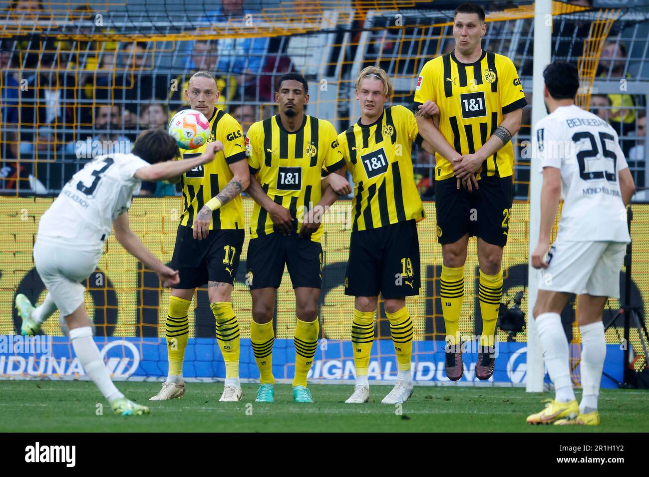 Dortmund, Deutschland, 1. Fussball Bundesliga 32. Spieltag Borussia ...