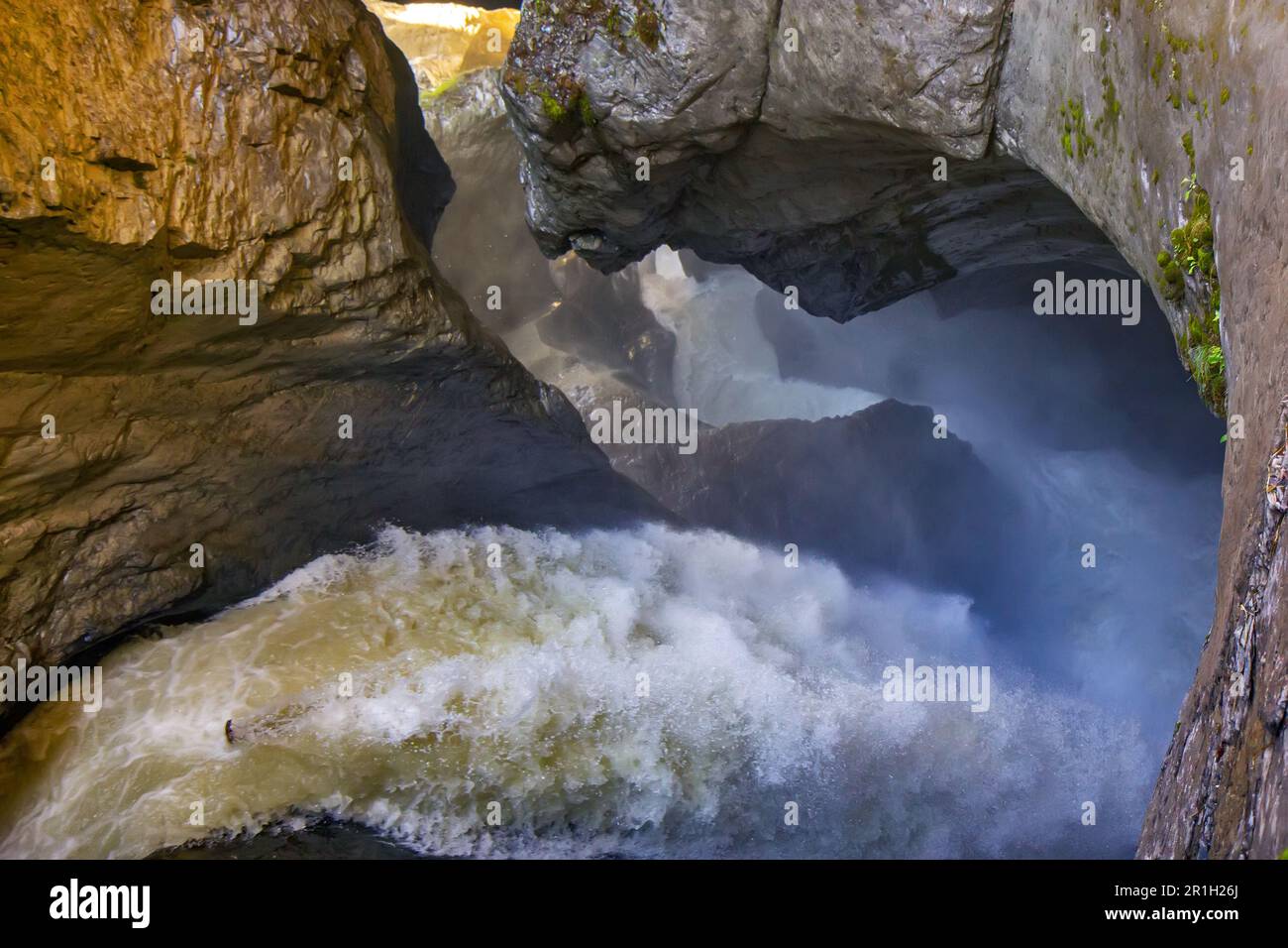 Trummelbach falls, Lauterbrunnen, Switzerland - Europe's largest ...