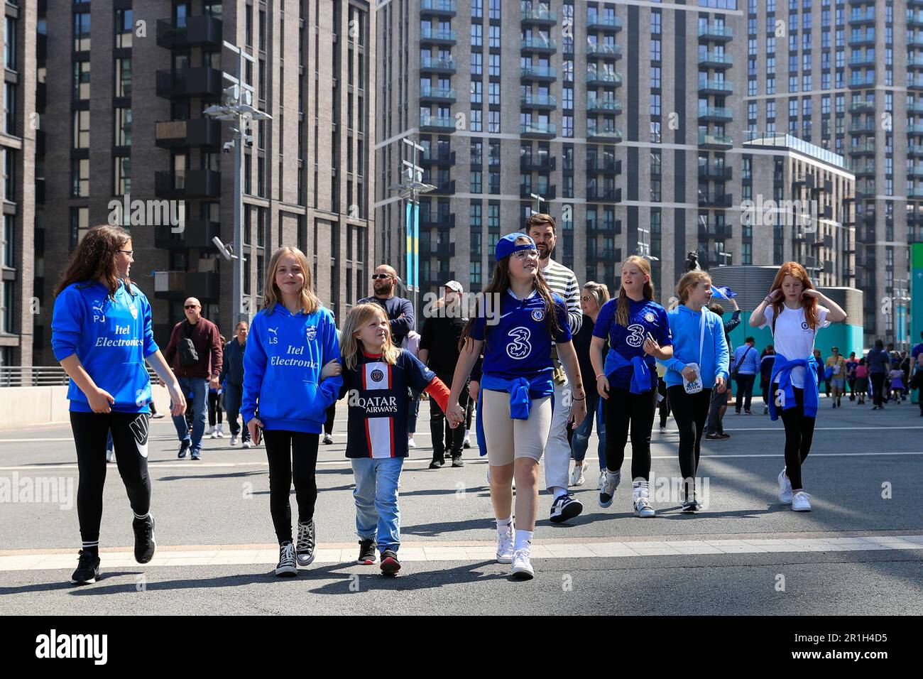 Young Chelsea fans arriving ahead of the Vitality Women's FA Cup Final ...