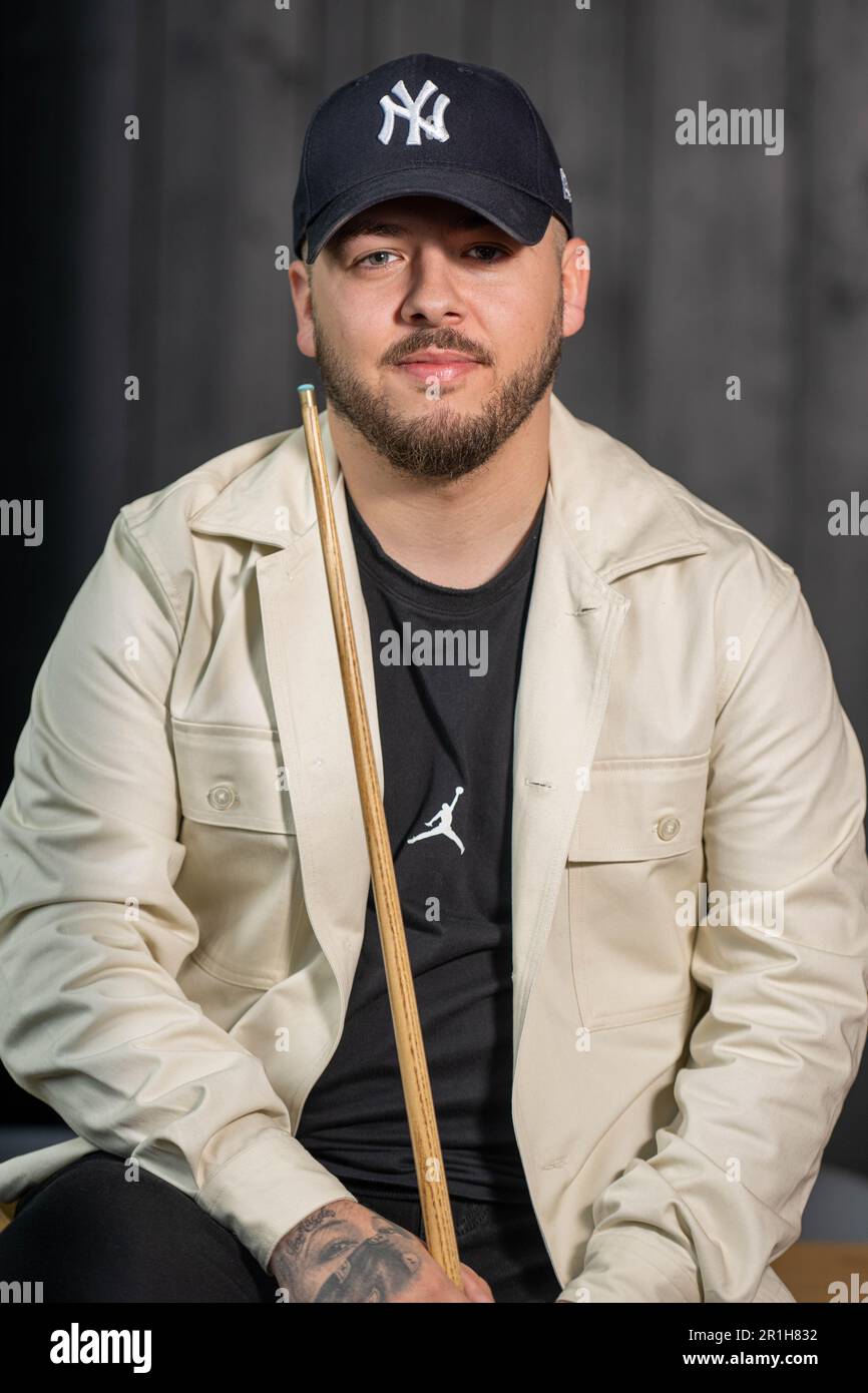 Maasmechelen, Belgium. 14th May, 2023. Belgian snooker player Luca ...