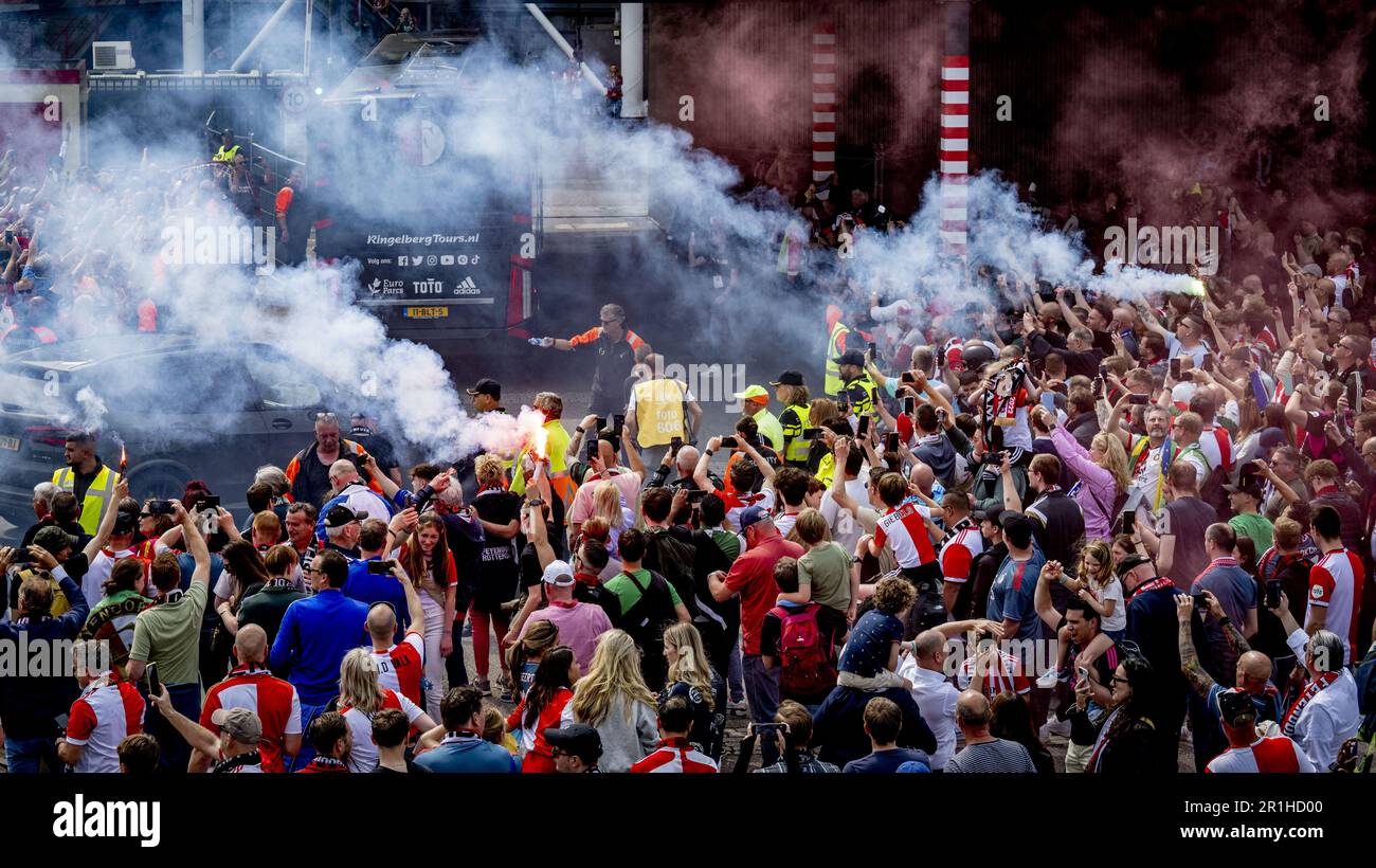 Netherlands fans bus hi-res stock photography and images - Alamy