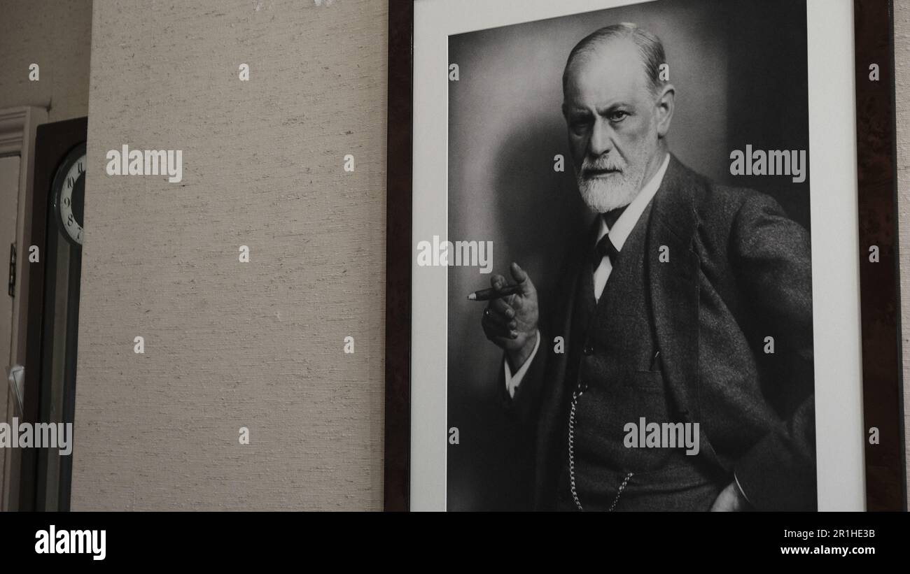 Reise In Die Psyche: Ein Rundgang Durch Das Sigmund Freud Museum – MRQOI