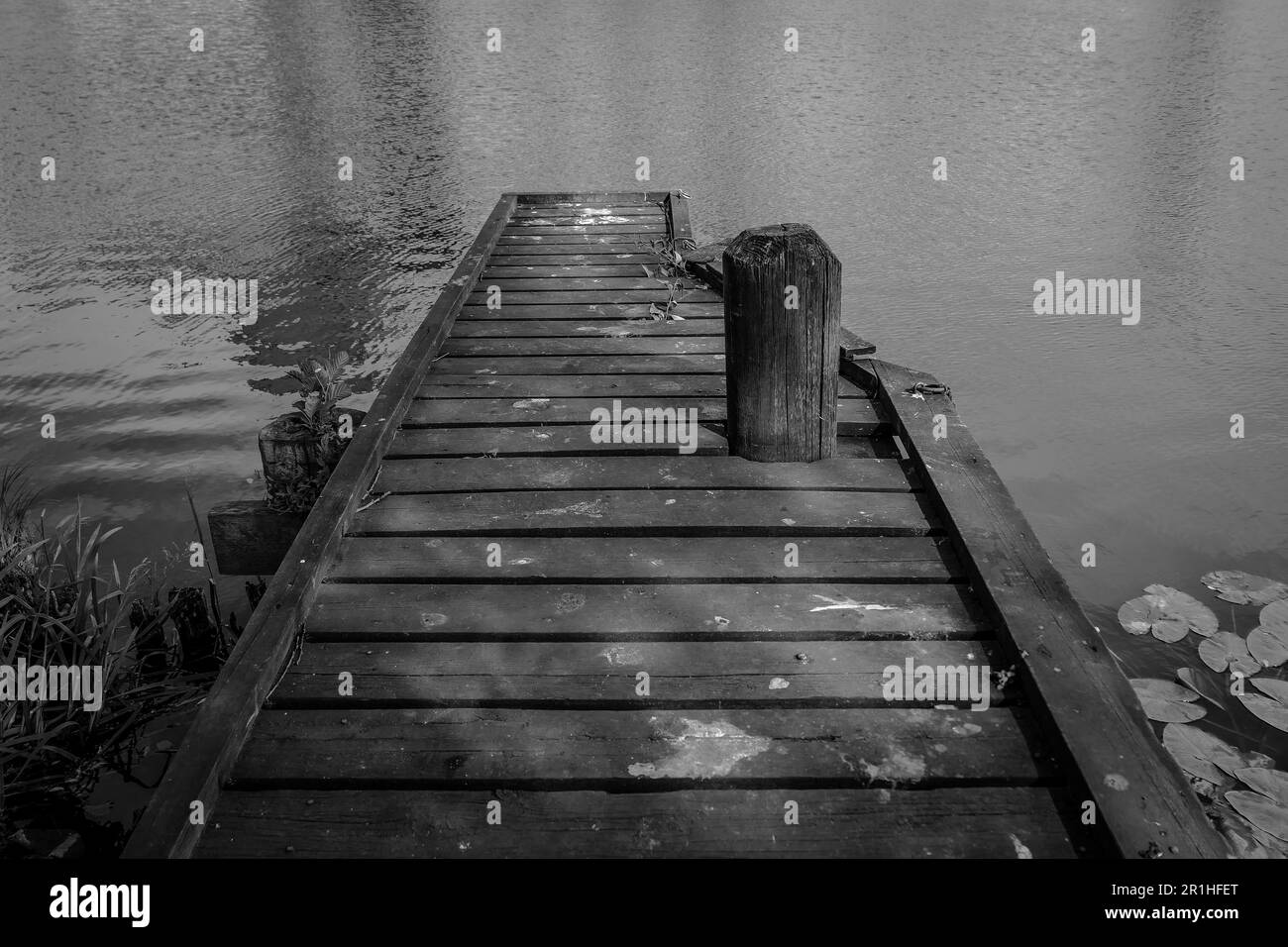 Ripple empty Black and White Stock Photos & Images - Alamy