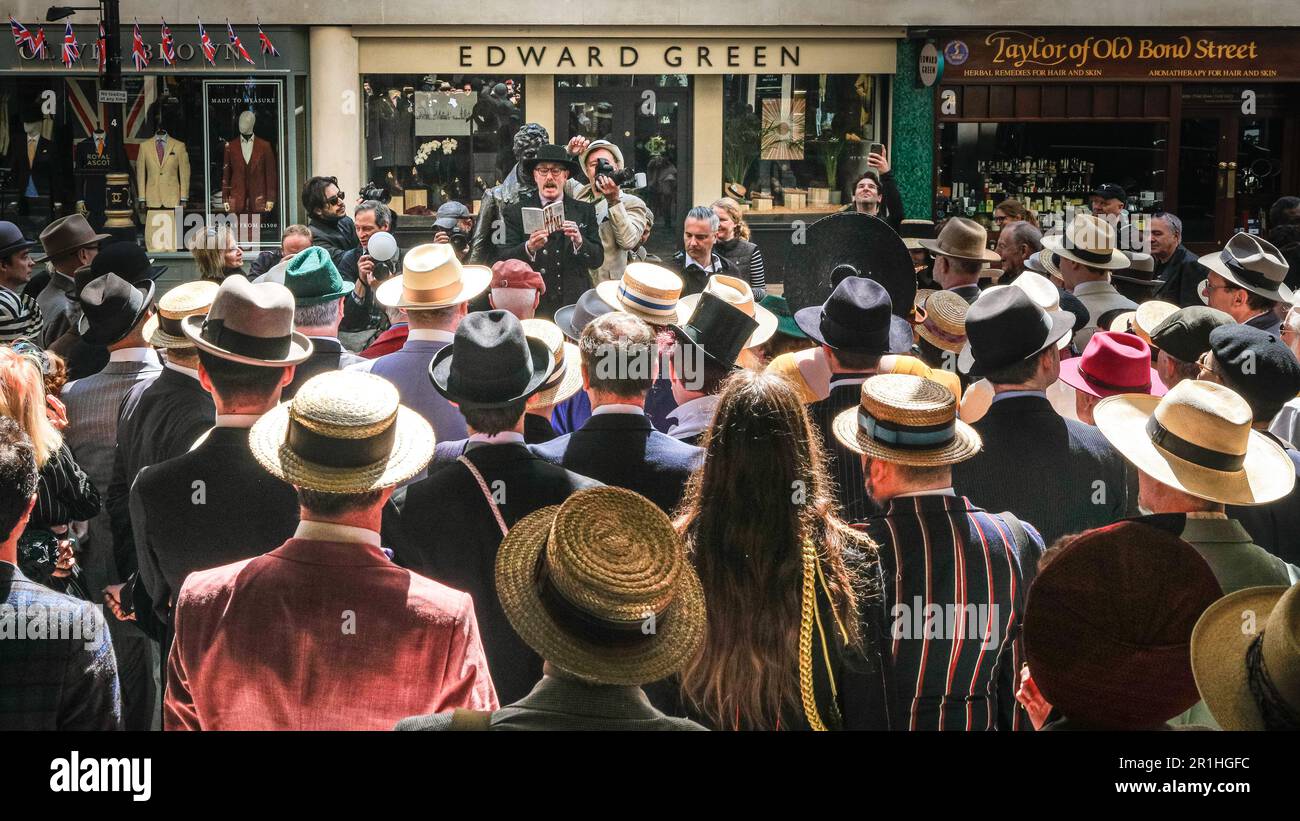 St james chap hi-res stock photography and images - Alamy