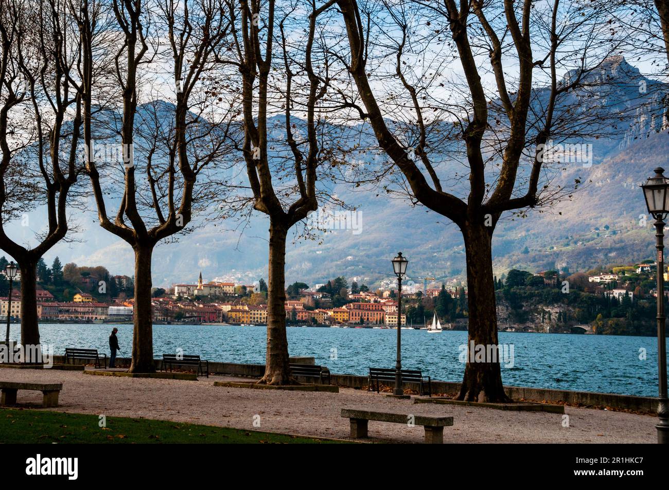 Lungolago di lecco hi-res stock photography and images - Alamy