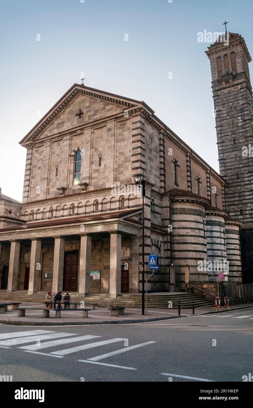 Lecco neo romanesque architecture hi-res stock photography and images ...
