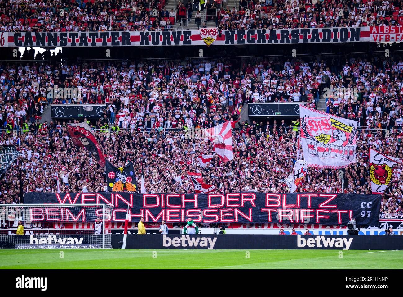 Stuttgart soccer fans hold banner hi-res stock photography and images ...