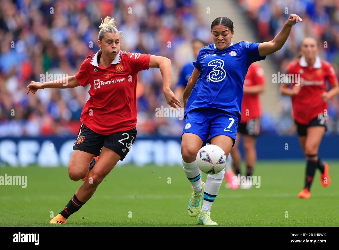 Alessia Russo #23 of Manchester United and Jess Carter #7 of Chelsea ...