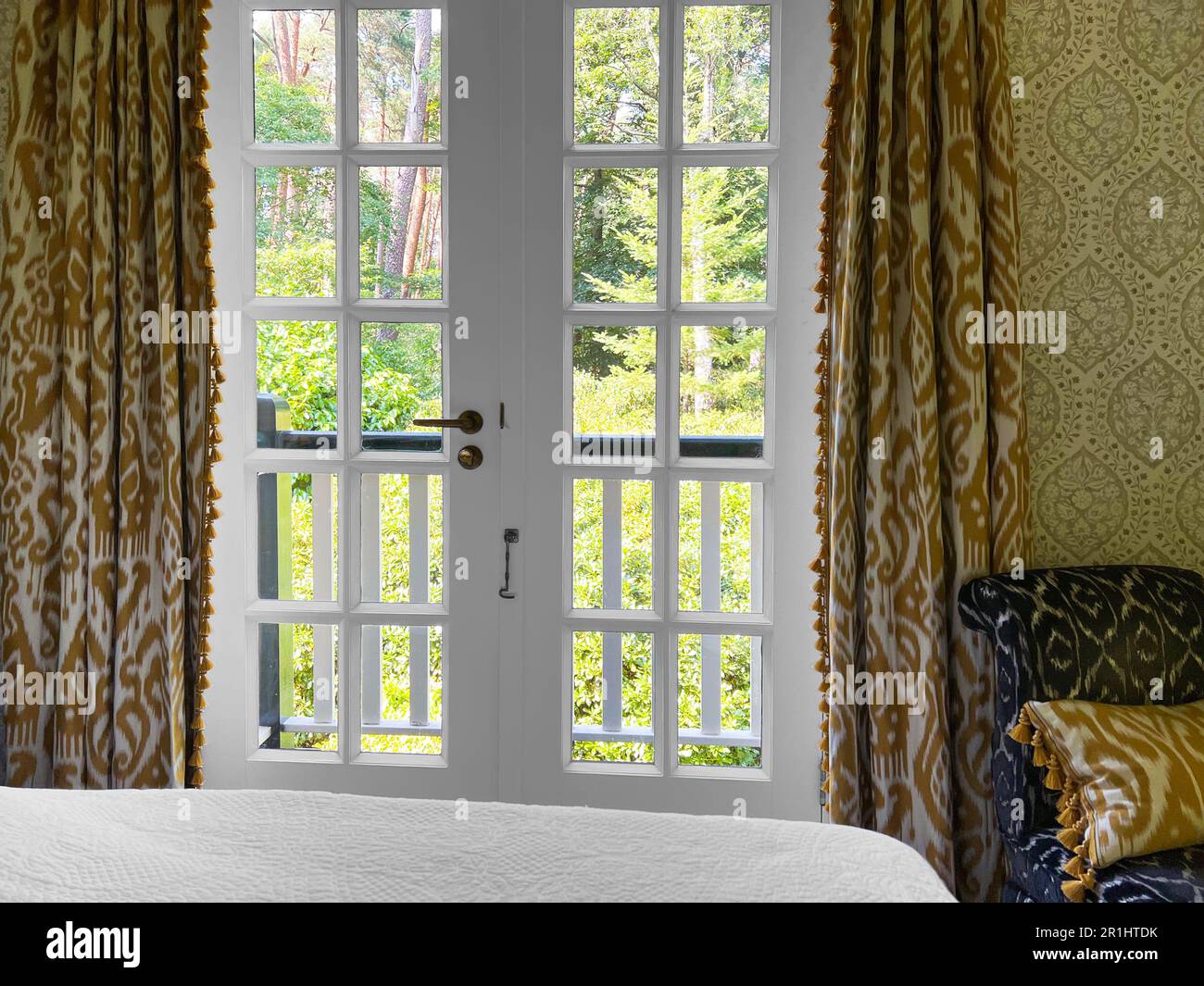 Window with beautiful view on garden in cozy room. Interior design ...