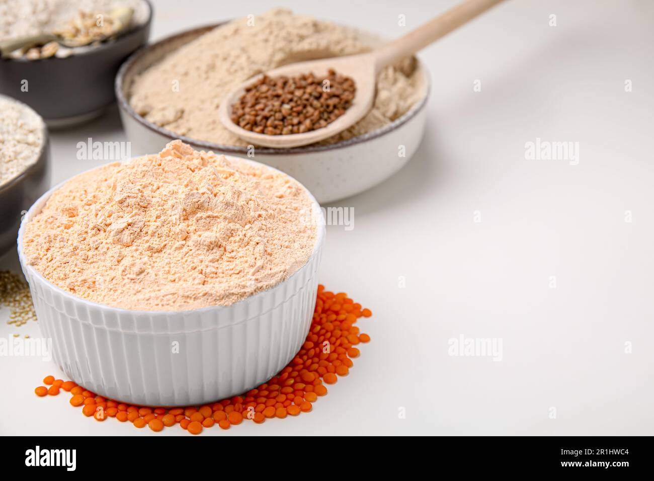 Grains flakes flour hi-res stock photography and images - Alamy
