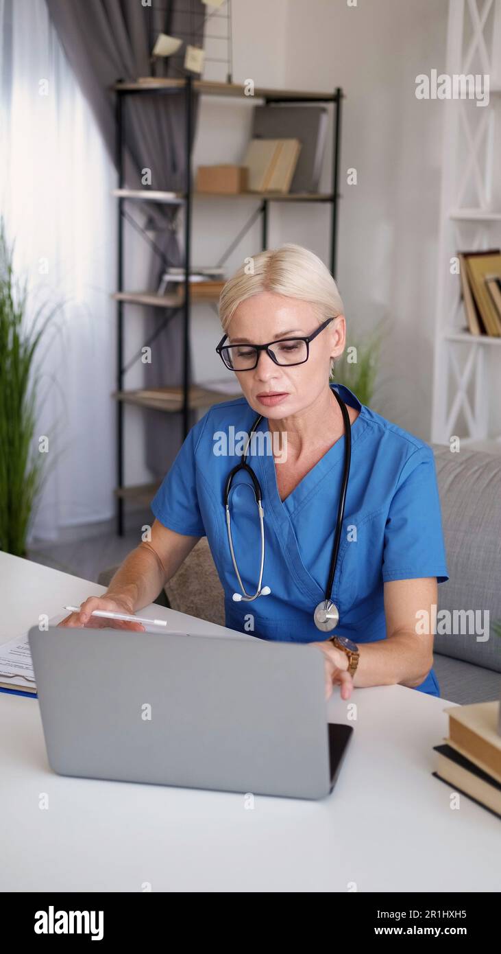 Medical research female doctor study diagnosis Stock Photo - Alamy