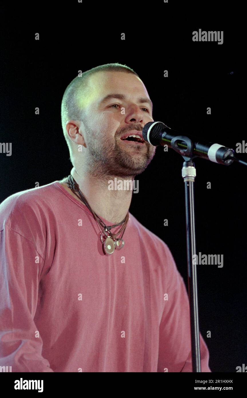 Padova Italy 2001-06-05 : Pau Donés singer of Jarabe de Palo at the ...