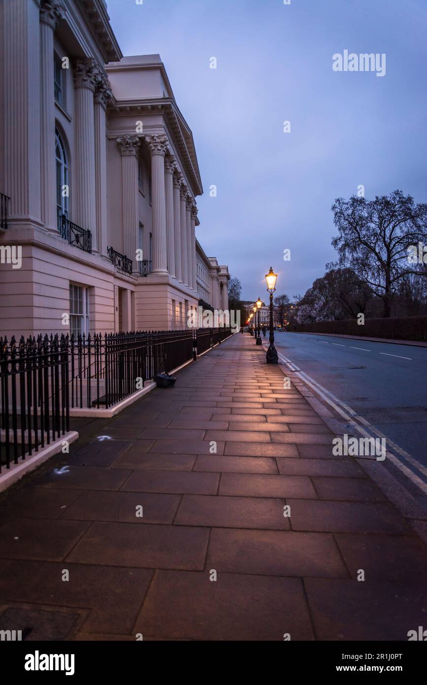 Regents park building exterior hi-res stock photography and images - Alamy