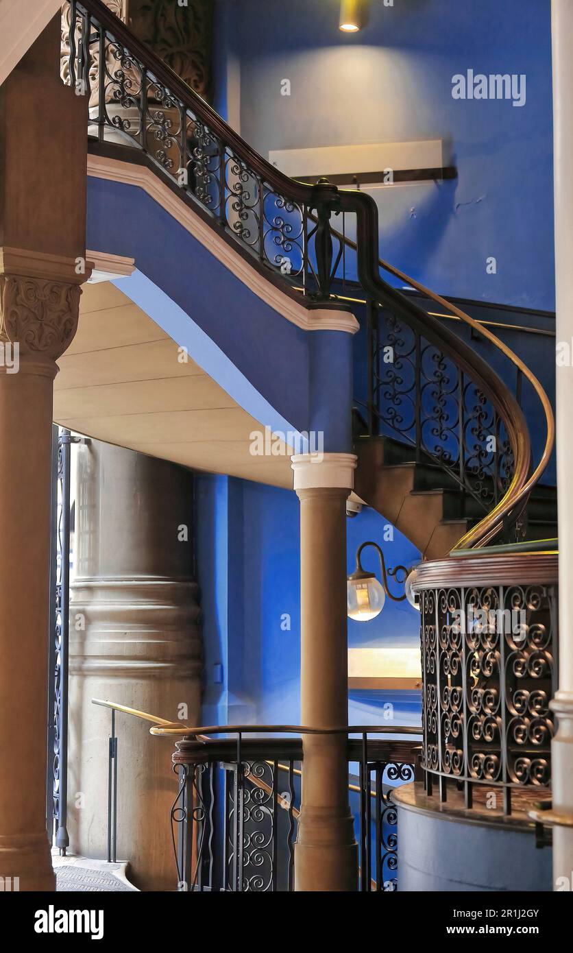 Qvb building sydney staircase hi-res stock photography and images - Alamy