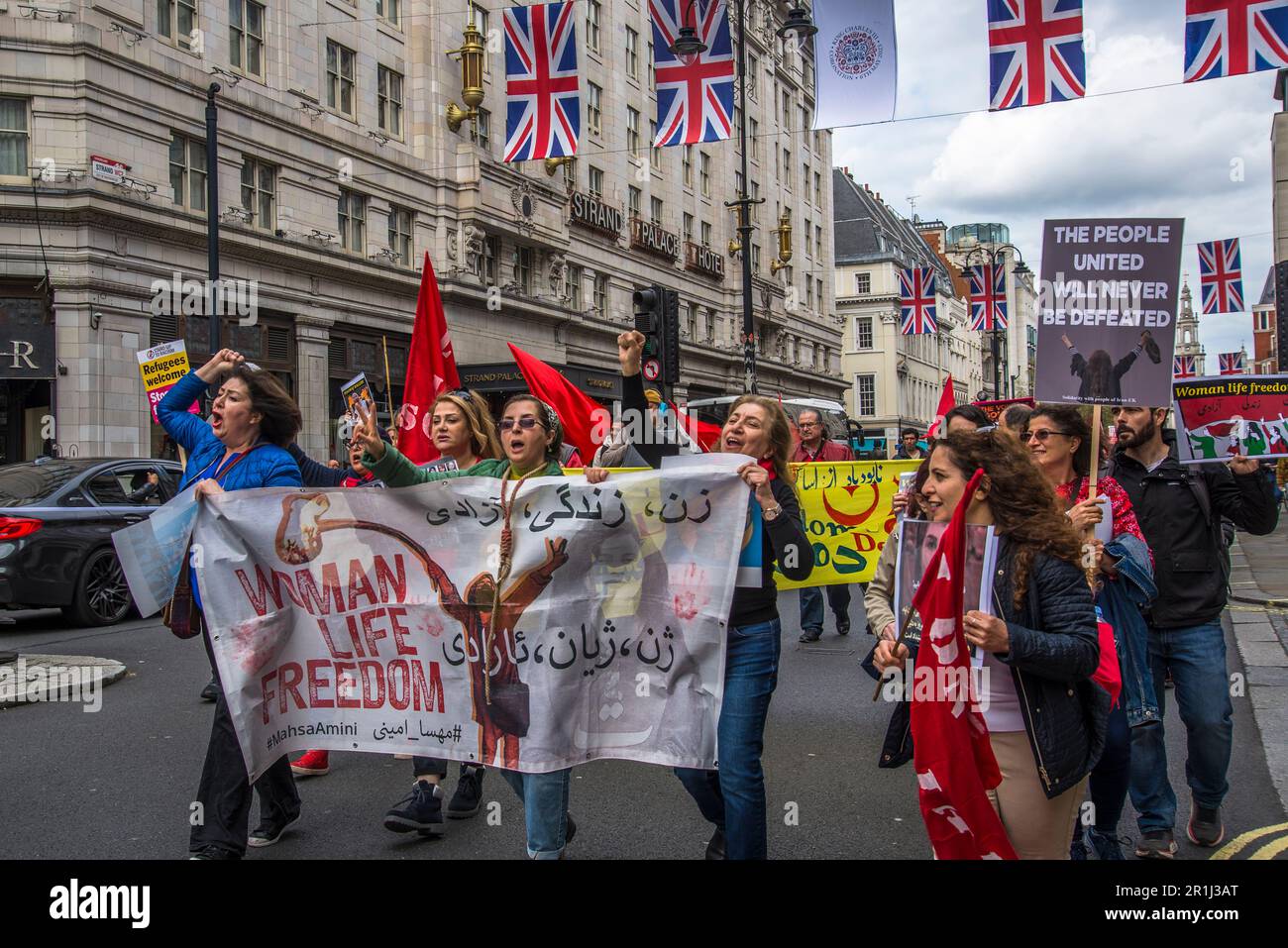 Kurdish iranian woman hi-res stock photography and images - Alamy