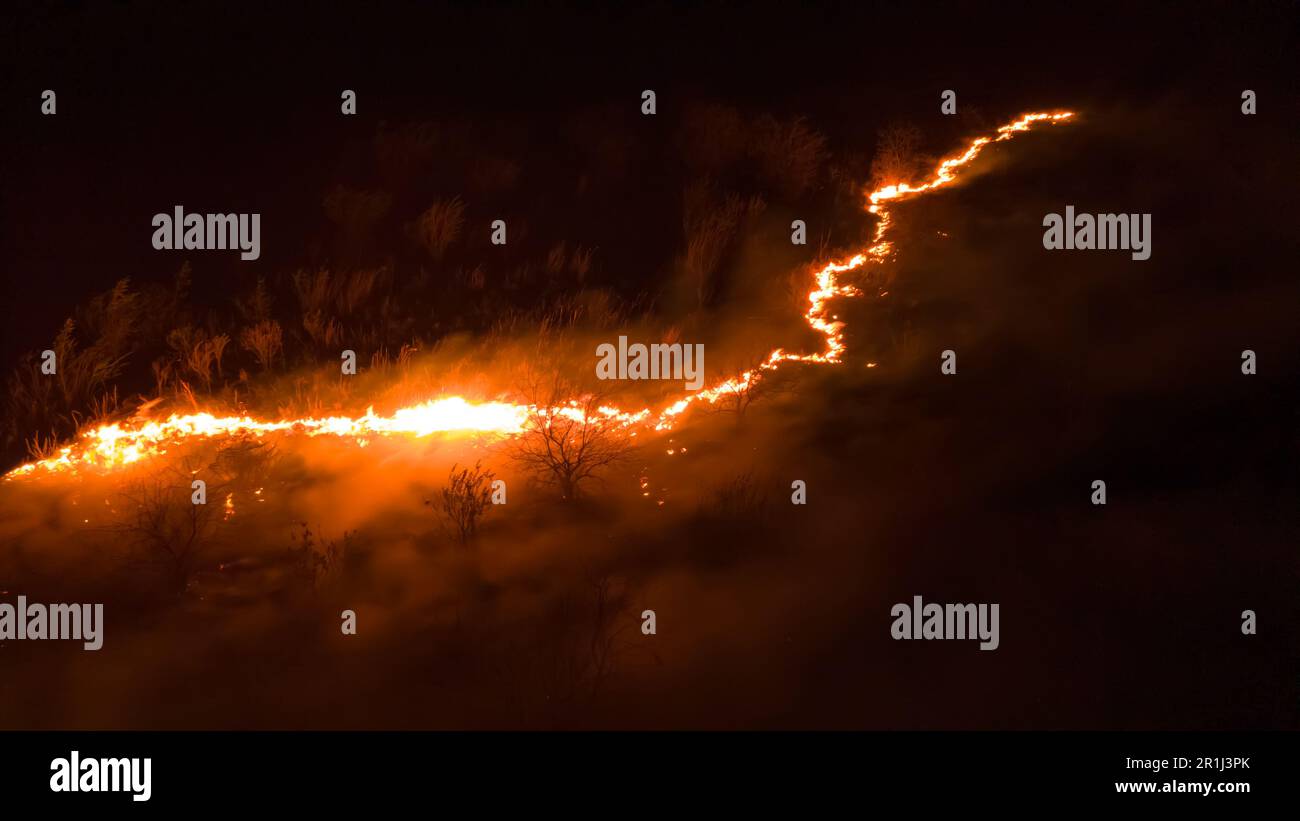 Wild land firefighting hi-res stock photography and images - Alamy
