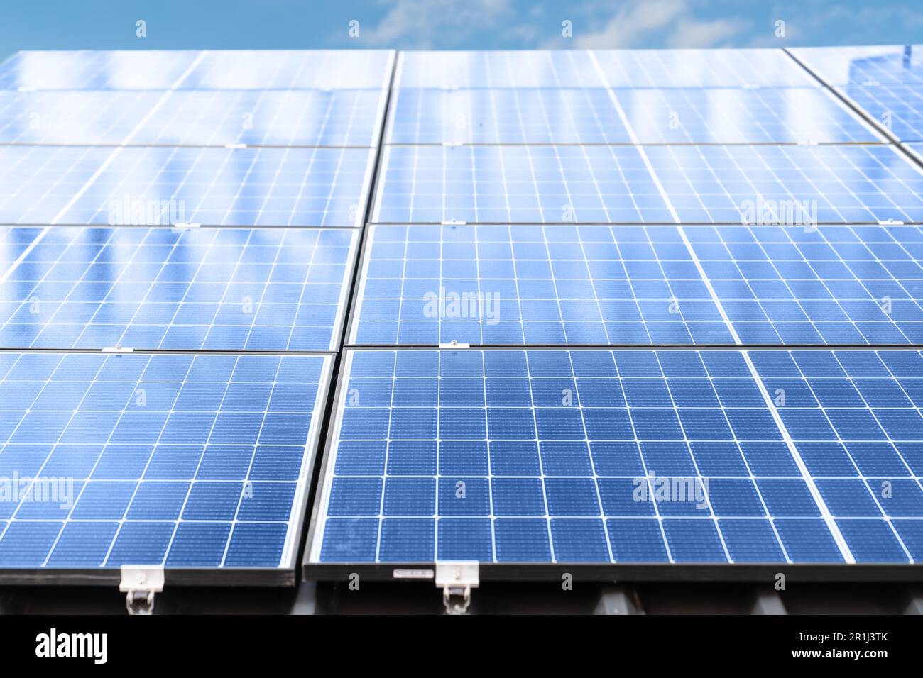 Solar roof car hi-res stock photography and images - Alamy