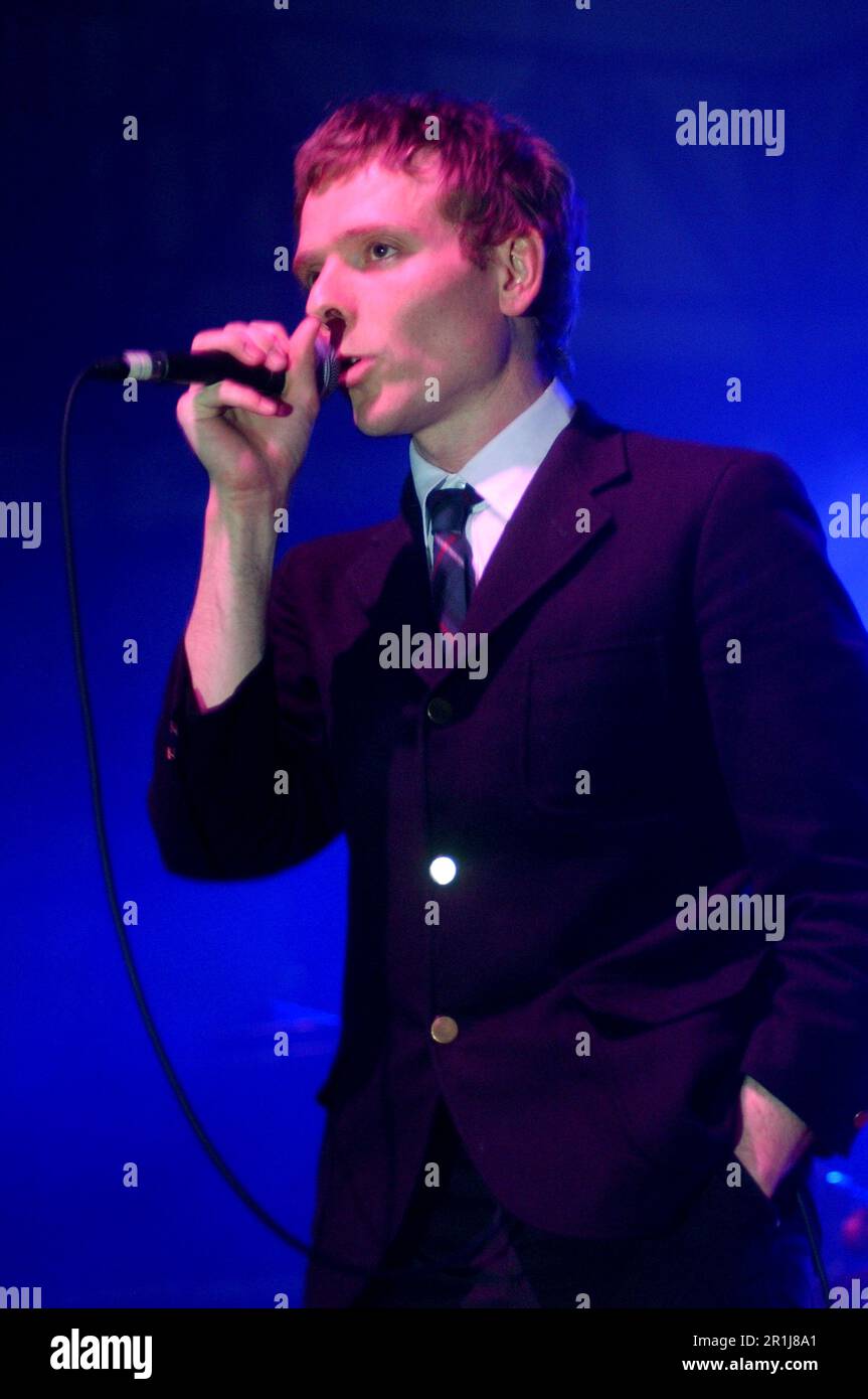 Milan Italy 2002-04-16 : Stuart Murdoch singer and guitarist of Belle ...