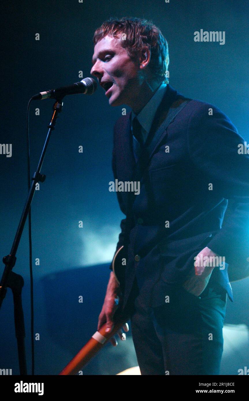 Milan Italy 2002-04-16 : Stuart Murdoch singer and guitarist of Belle ...