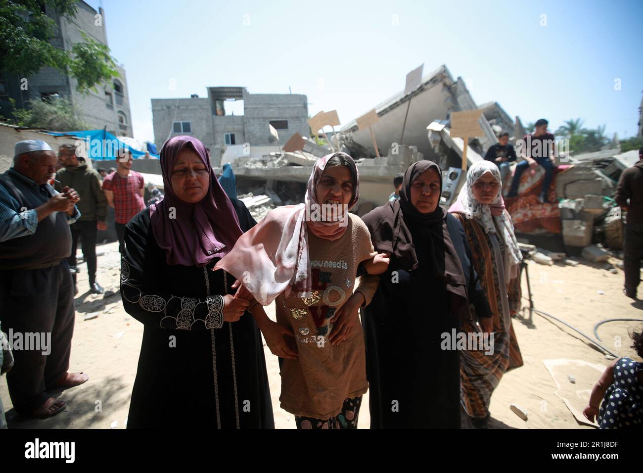 Gaza City. Palestine. 14th May 2023. The Nabhan family lost their home ...