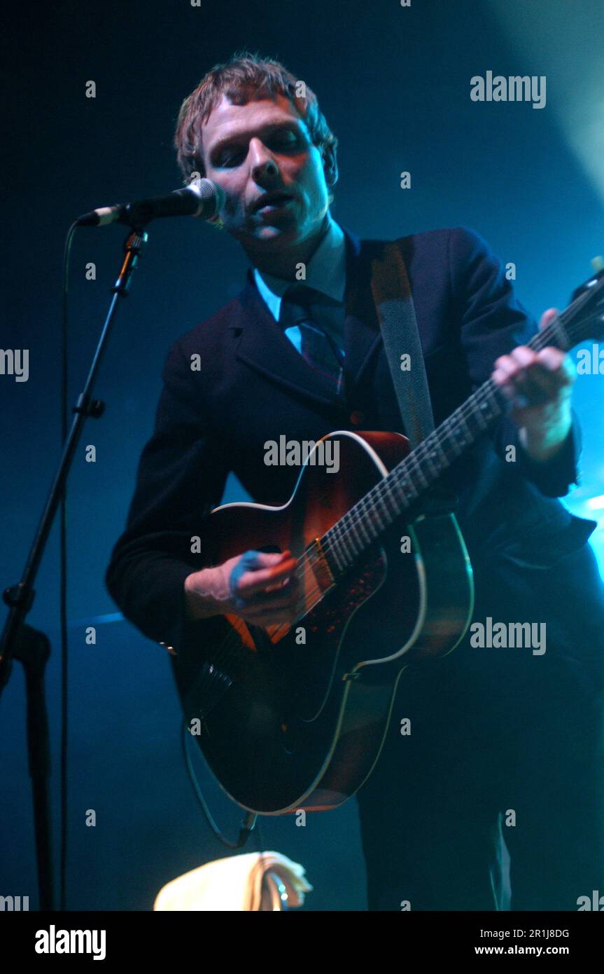 Milan Italy 2002-04-16 : Stuart Murdoch singer and guitarist of Belle ...