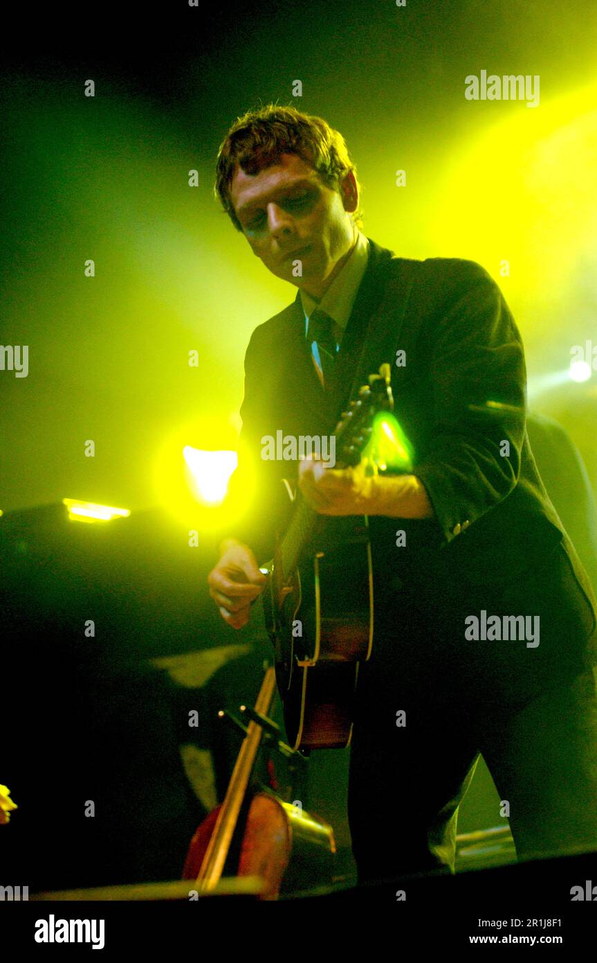Milan Italy 2002-04-16 : Stuart Murdoch singer and guitarist of Belle ...