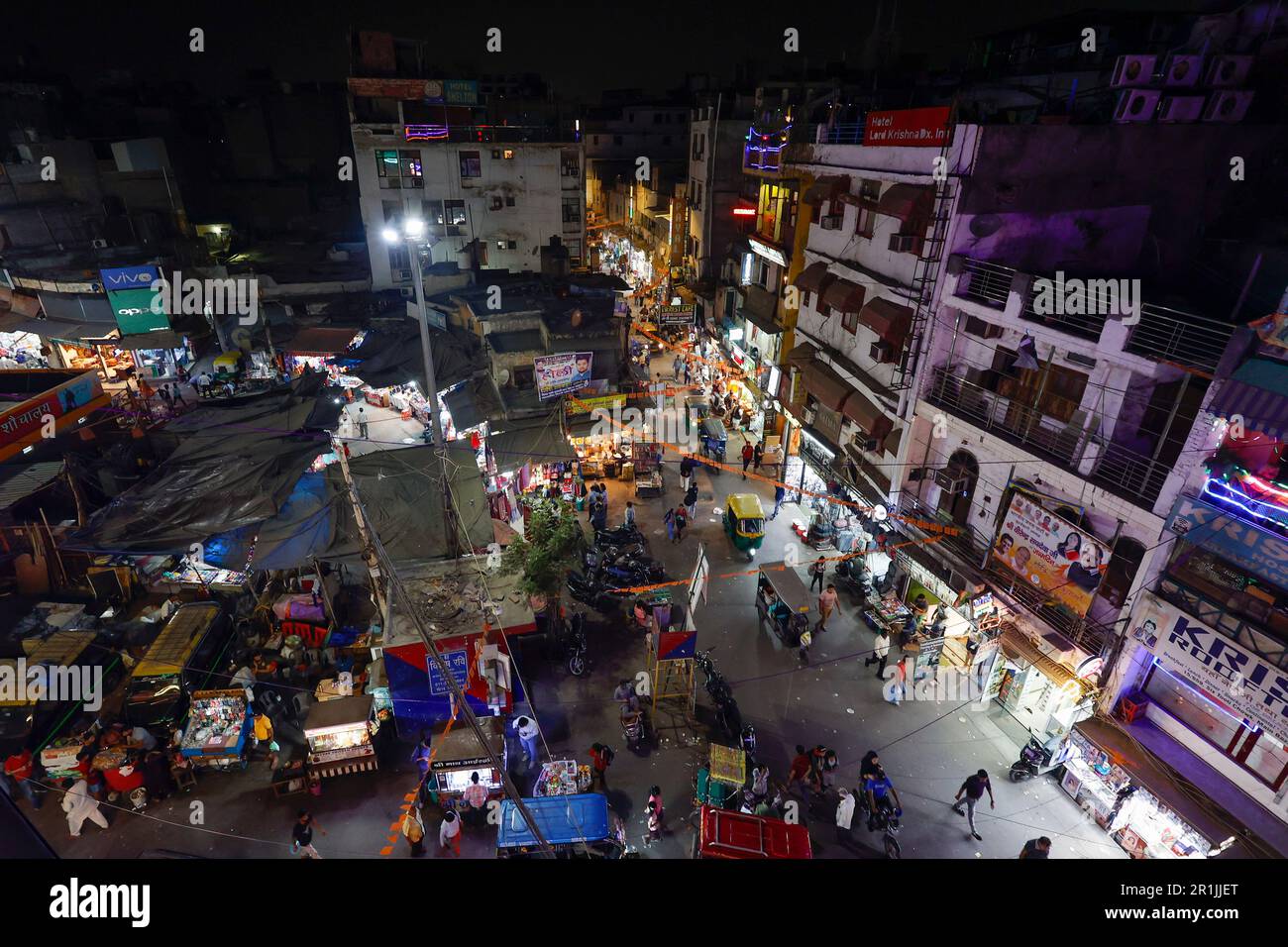 Elevated view of busy Main Bazar Road in Paharganj, New Delhi, India ...