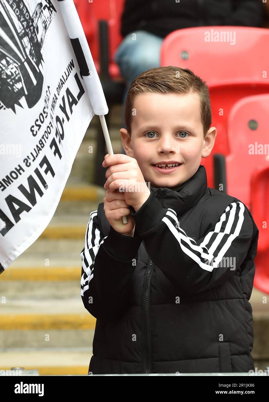 Fans flag notts county football hi-res stock photography and images - Alamy