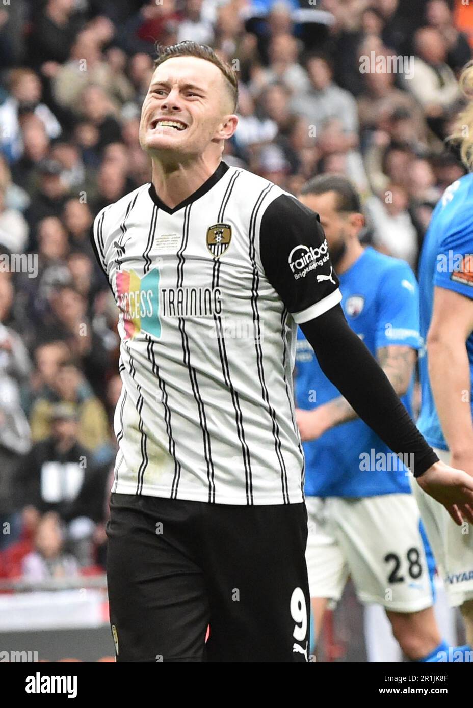 Chesterfield fc wembley hi-res stock photography and images - Alamy