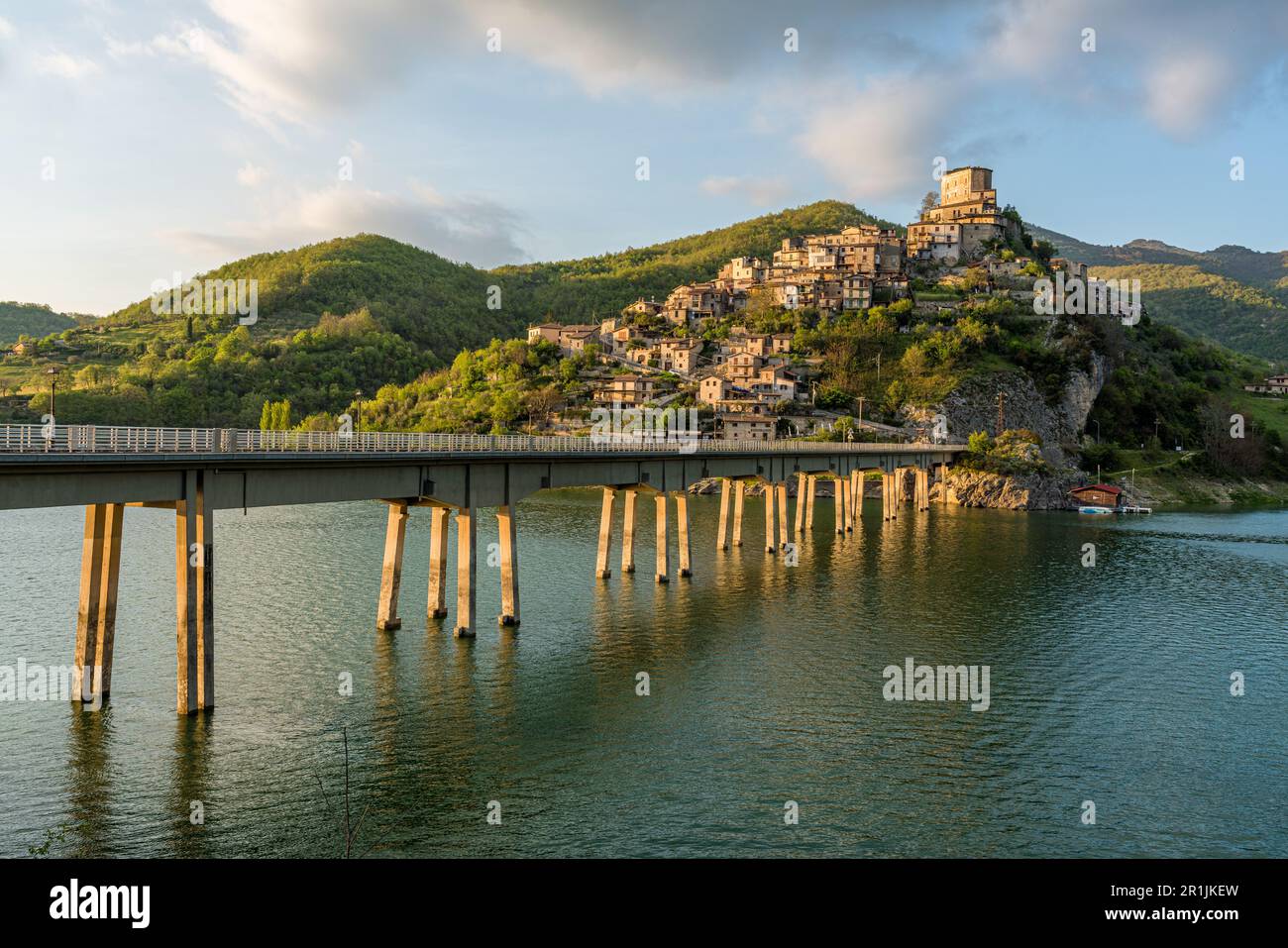 Panoramic sight in Castel di Tora with Lake Turano, beautiful village ...