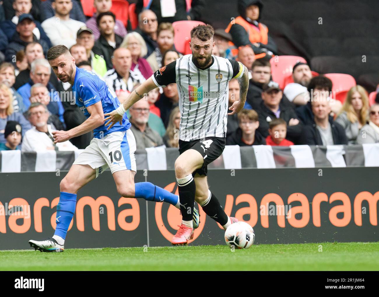 Kyle cameron notts county fc hi-res stock photography and images - Alamy
