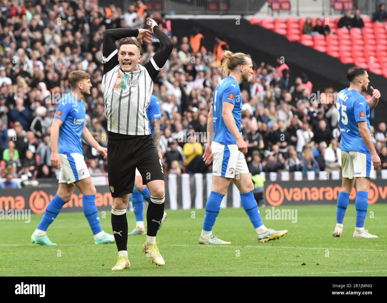 Chesterfield fc wembley hi-res stock photography and images - Alamy