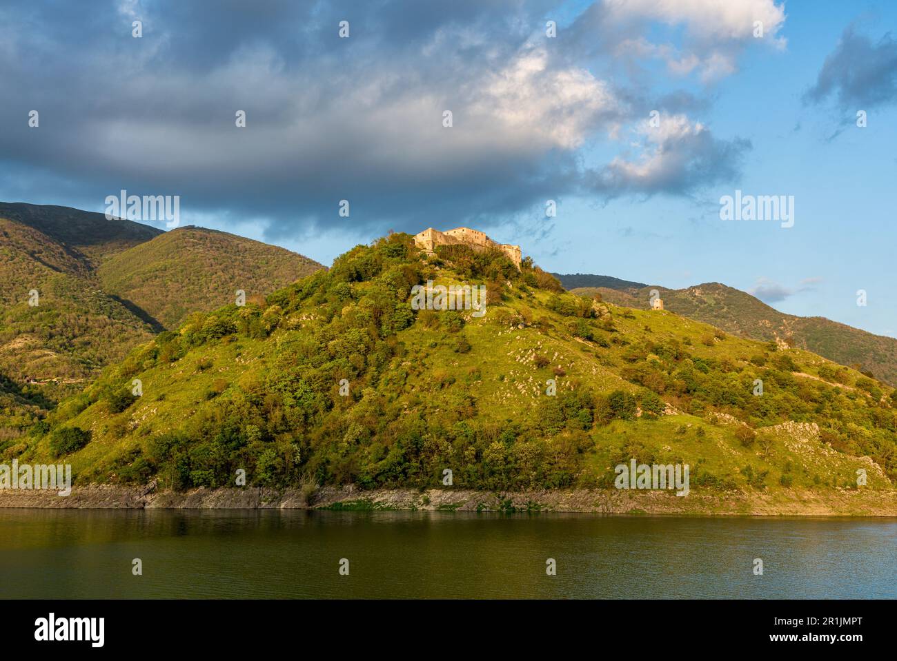 Castel di tora comune hi-res stock photography and images - Alamy