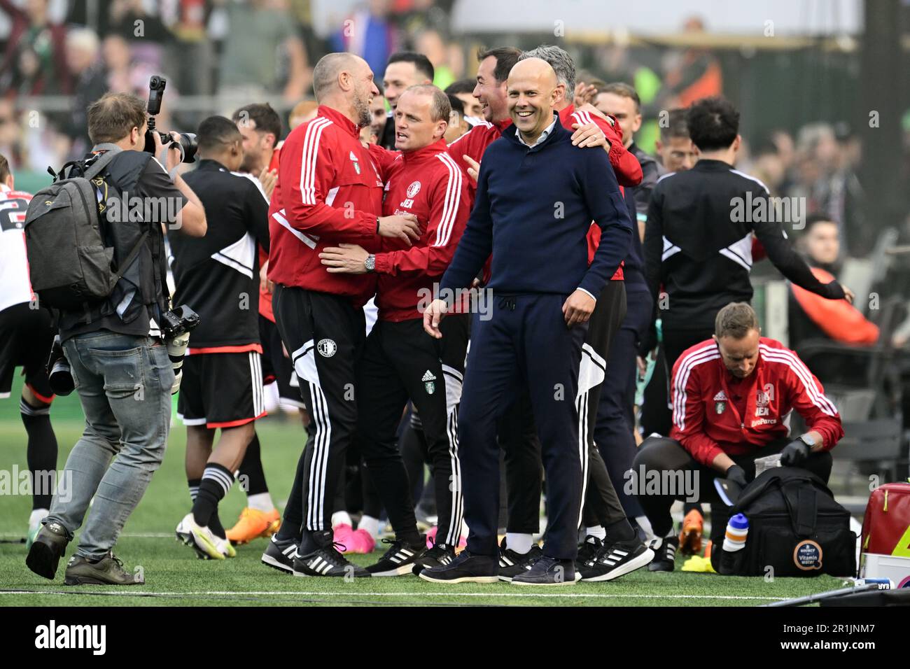 ROTTERDAM - (lr) Feyenoord coach Arne Slot celebrates the title after ...