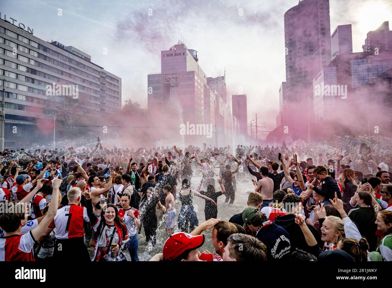 Football fans title celebration championship hi-res stock photography ...