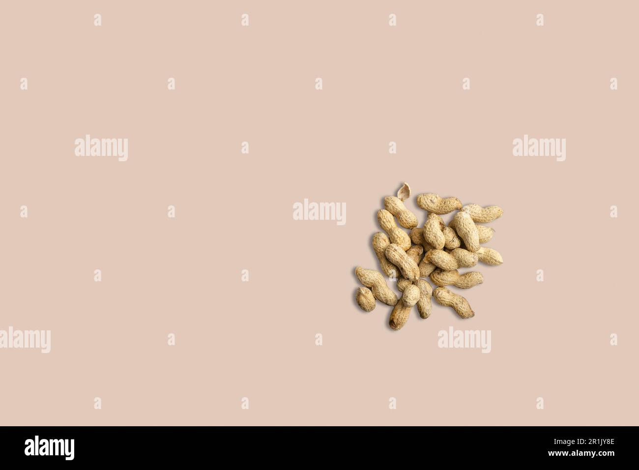 Top view of isolated raw peanuts , close up peanut photo. Close up ...