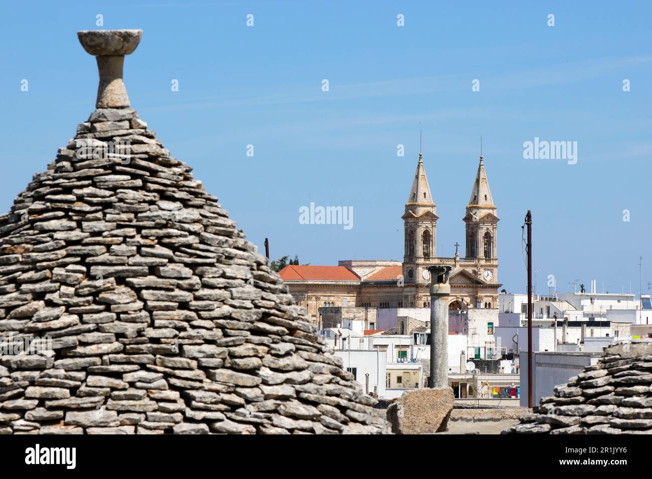 Overlooking the trulli of Rione Monti area, Alberobello, Puglia, with ...