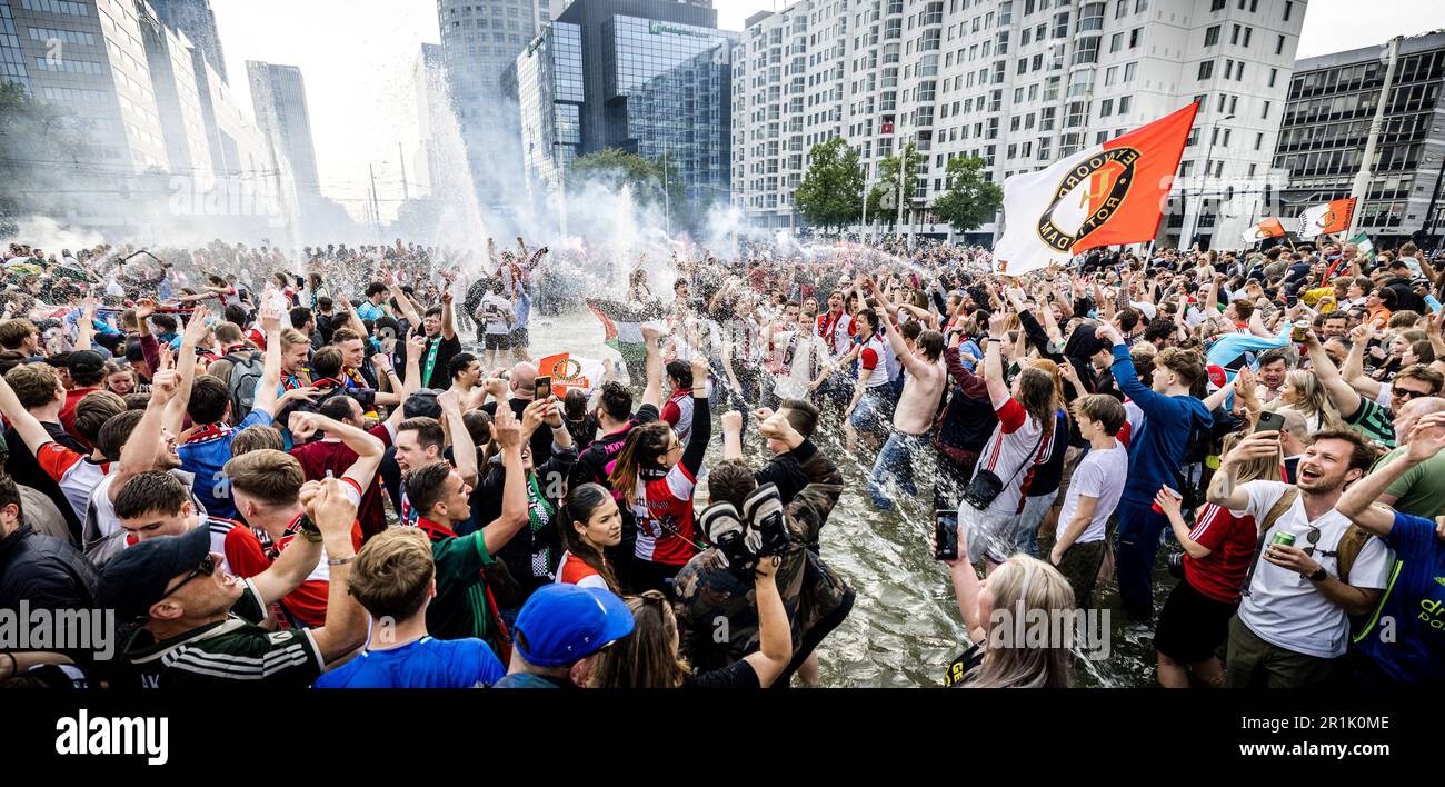 ROTTERDAM - Feyenoord fans in the Hofpleinfontein after their club's ...