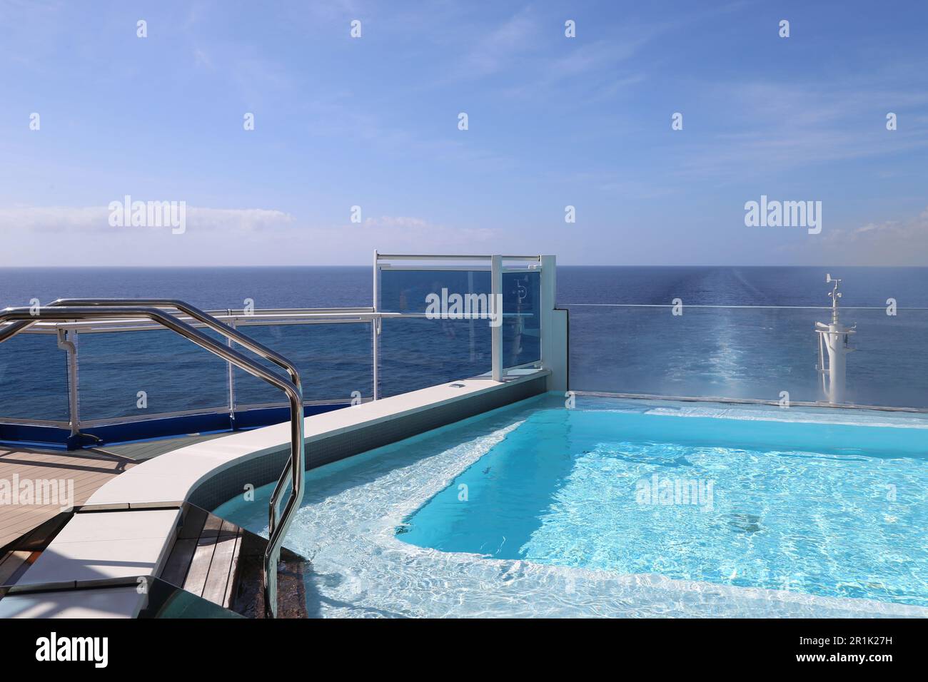 Enchanted princess ship hi-res stock photography and images - Alamy