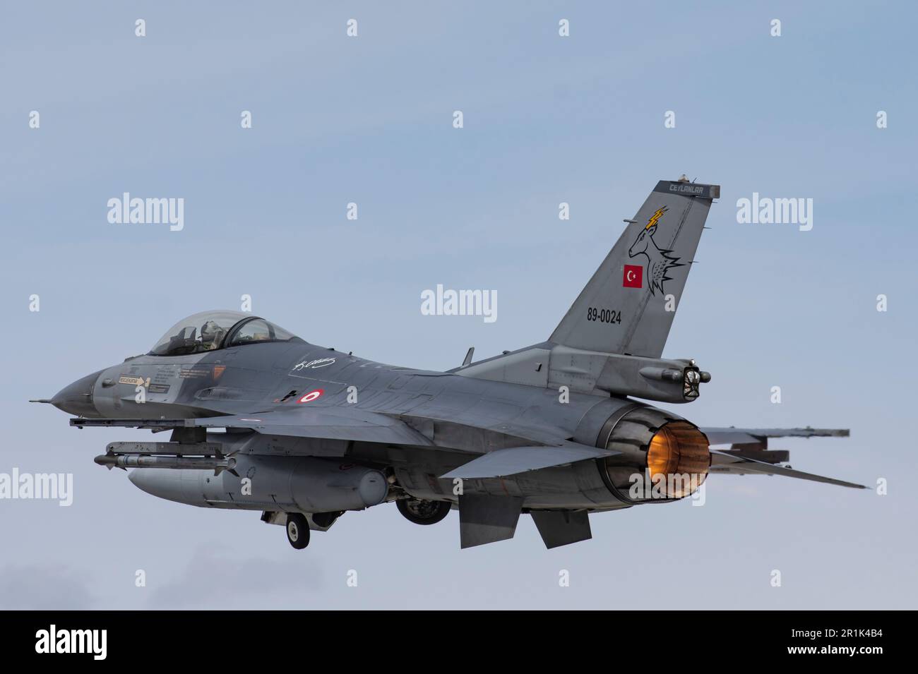 F-16C block 40 Fighting Falcon Take off Konya Anatolian eagle Exercises ...